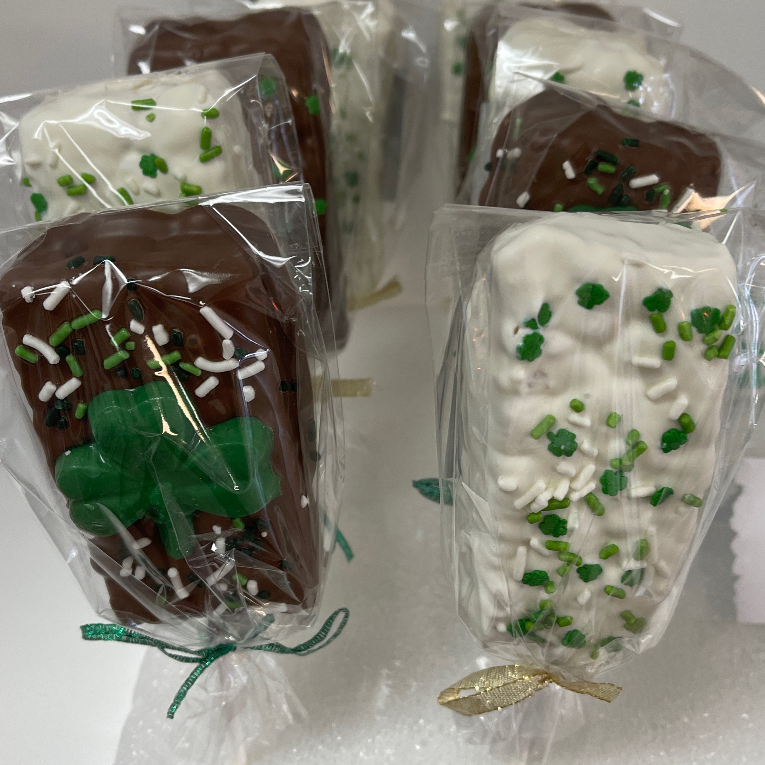St. Patrick’s Day Rice Krispie Pops | The Treat Shoppe & Bakery